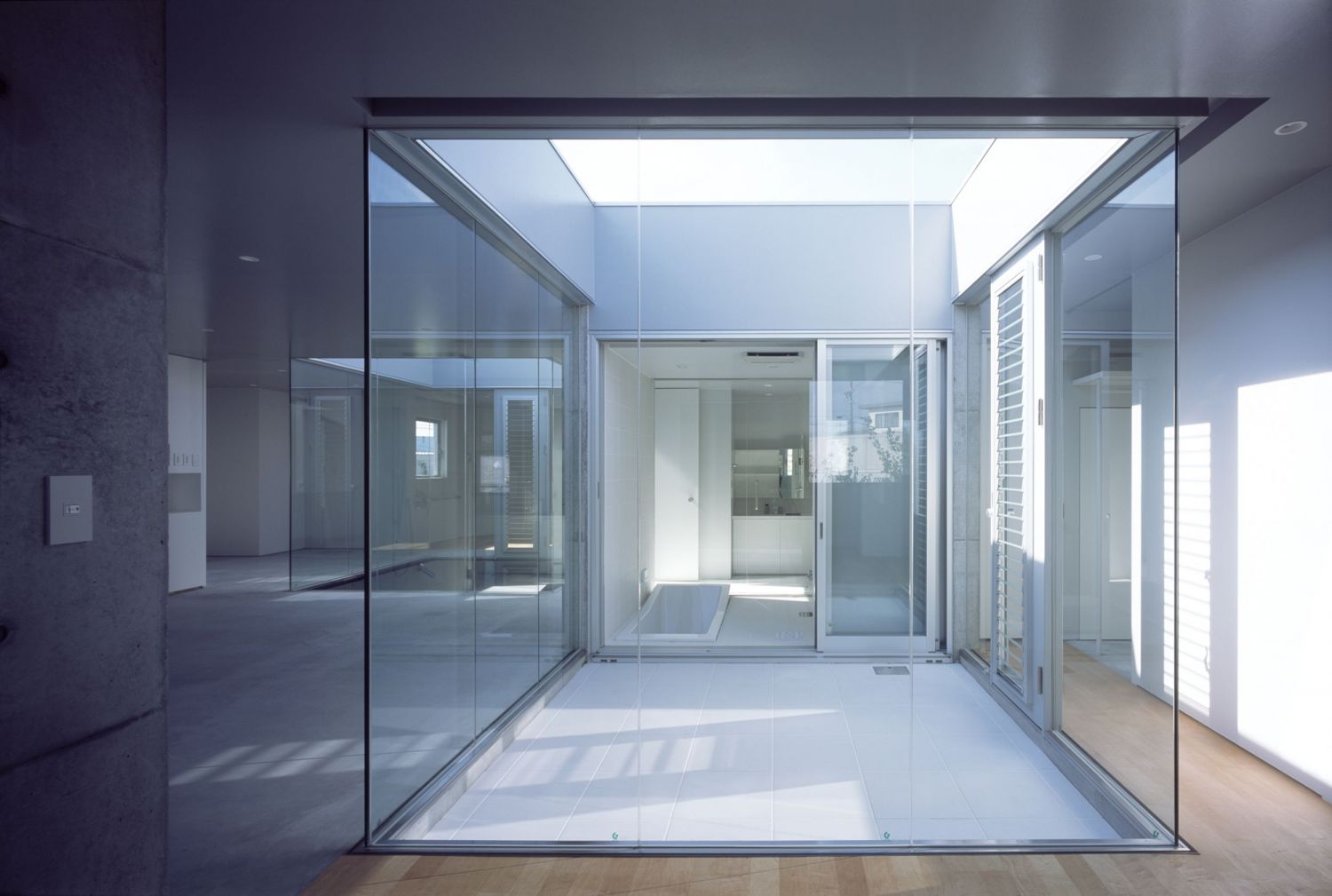 C+A - Coelacanth and Associates | NOTCHED WALL HOUSE